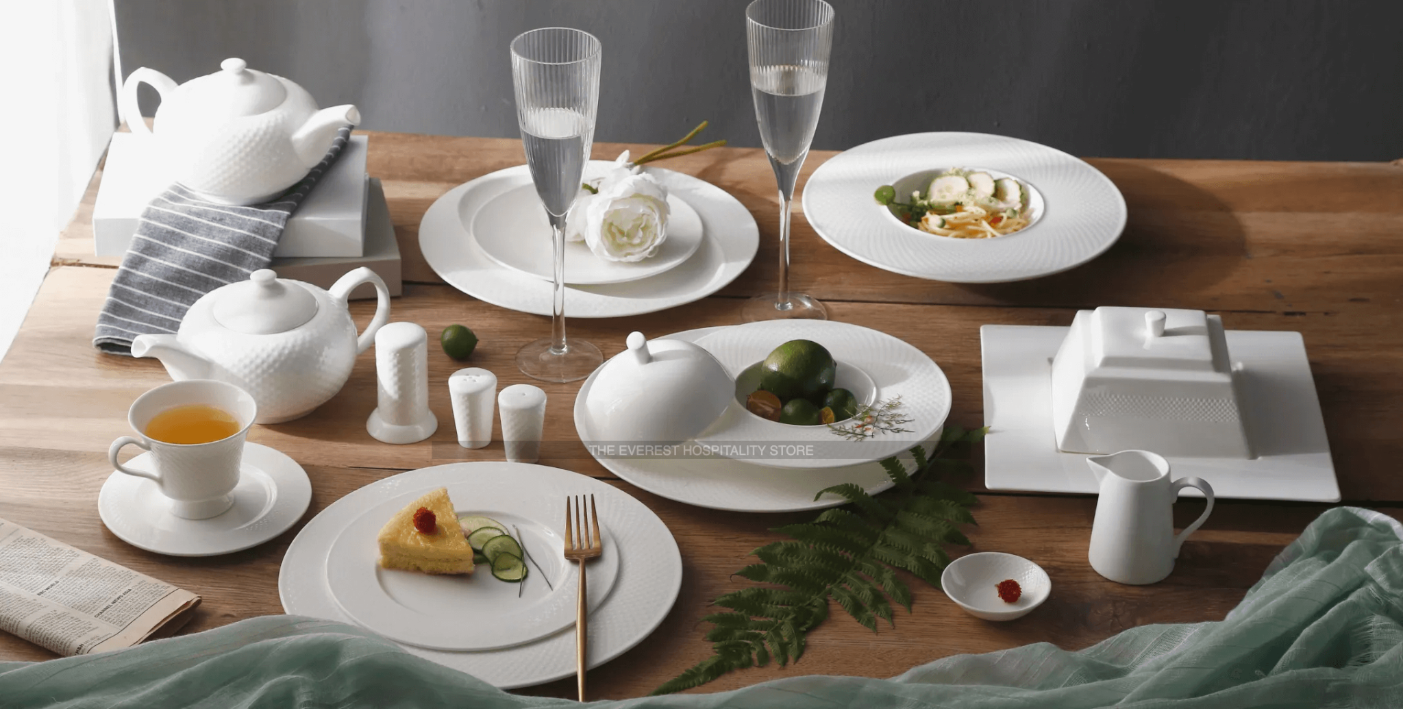 How to Choose the Perfect Plate for Your Dining Table - Everest Hotel ...
